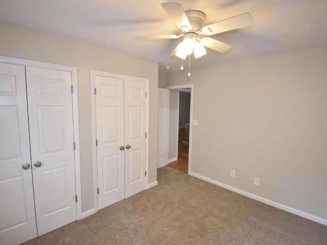 Hinsdale Townhomes 2 Bedroom Apartment for Rent at 301 Hinsdale Ave, Fayetteville, NC 28305 Terry Sanford