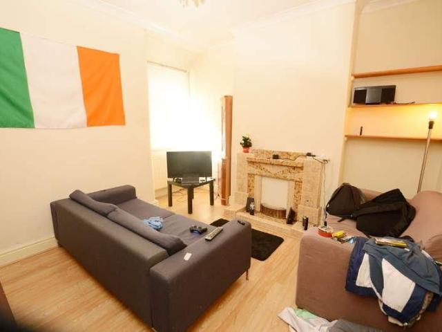 Hibbert Street, Manchester, M14