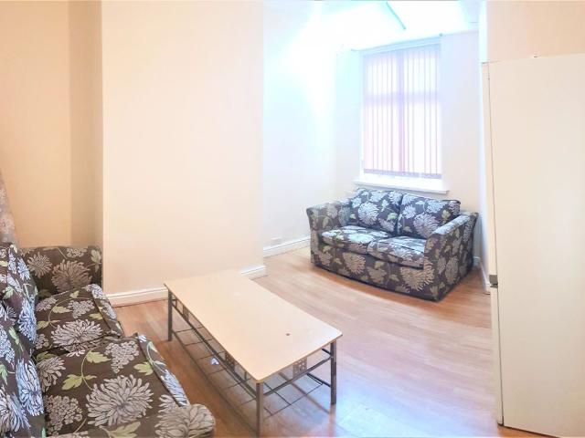 Hibbert Street, Manchester M14, 3 bed semi detached house to rent, £542 pppm | PrimeLocation