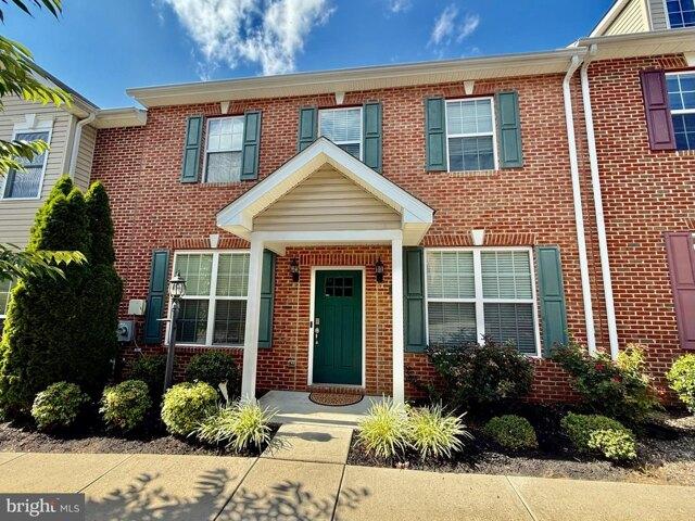 Hibiscus Ct, La Plata, Home For Sale