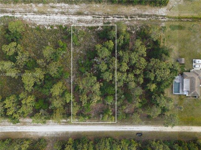 Hibiscus Dr, FL 33855