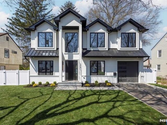 Hickory Ave, Paramus, Home For Sale