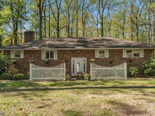 Hickory Corner Rd, Alexandria Township, Home For Sale
