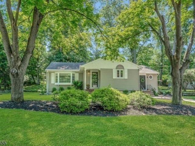 Hickory Dr, Oakland, Home For Sale