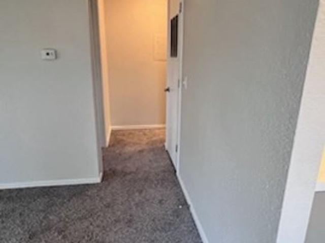 Hickory Grove Apartments 1 Bedroom Apartment for Rent at 1101 W Houston St, Broken Arrow, OK 74012