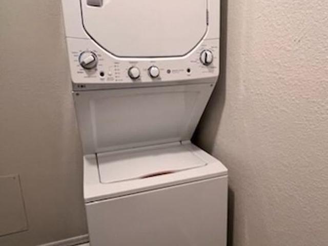 Hickory Grove Apartments 1 Bedroom Apartment for Rent at 1101 W Houston St, Broken Arrow, OK 74012