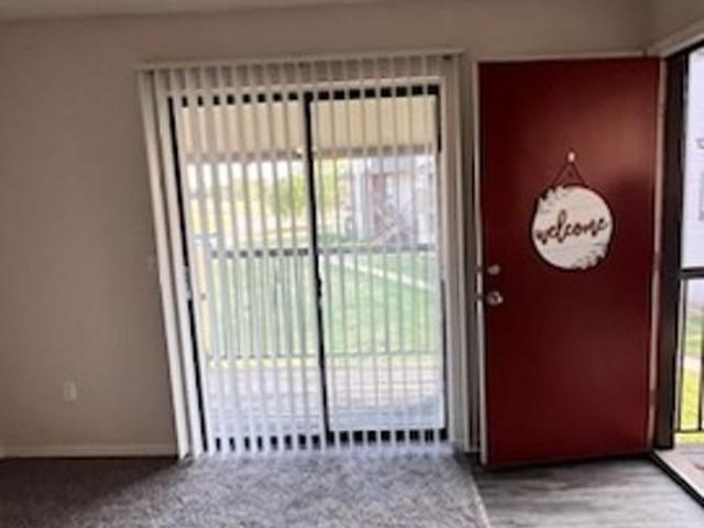 Hickory Grove Apartments 1 Bedroom Apartment for Rent at 1101 W Houston St, Broken Arrow, OK 74012