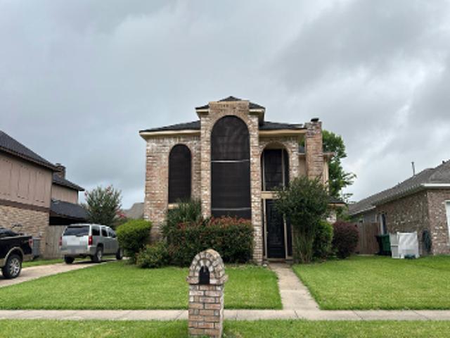 Hickory Lawn Dr