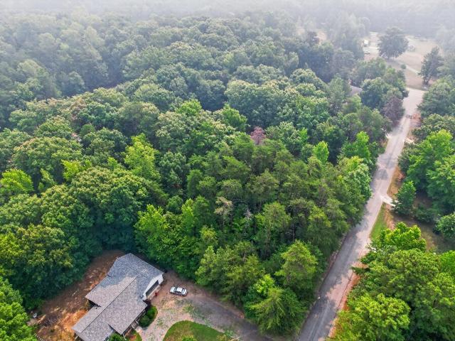 Hickory ln