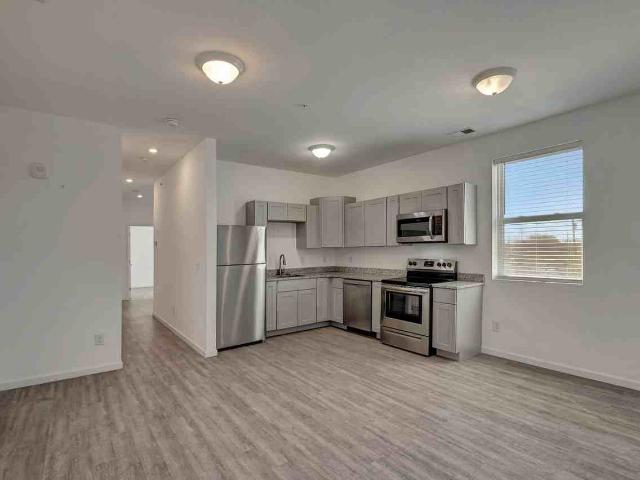 Hickory Lofts 2 Bedroom Apartment for Rent at 265 E Old Hickory Blvd, Nashville, TN 37115 Madison Park Condominiums