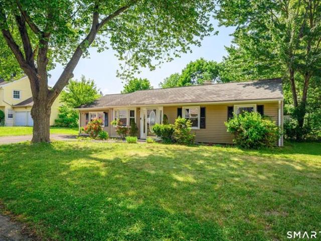 Hickory St, Danbury, Home For Sale