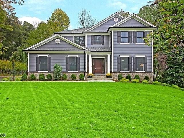 Hickory Tavern Rd, Long Hill Township, Home For Sale