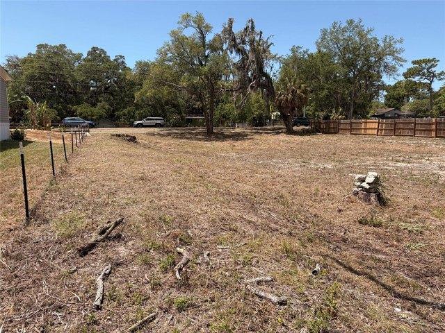 Hicks Rd, Hudson, FL 34667