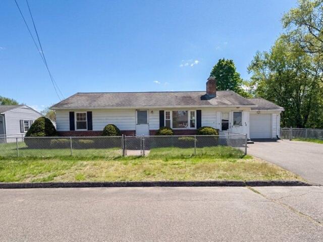 Hicks St, Chicopee, Home For Sale