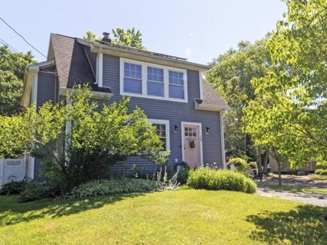 Hicksville Rd, Cromwell, Home For Sale
