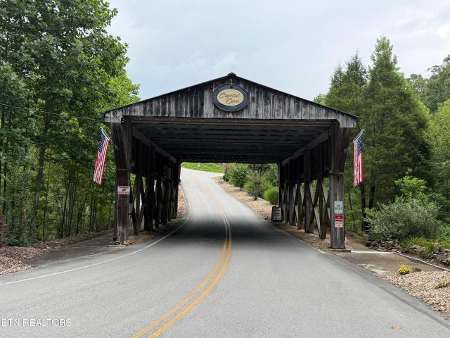 Hidden Oaks Rd, Rockwood, TN 37854