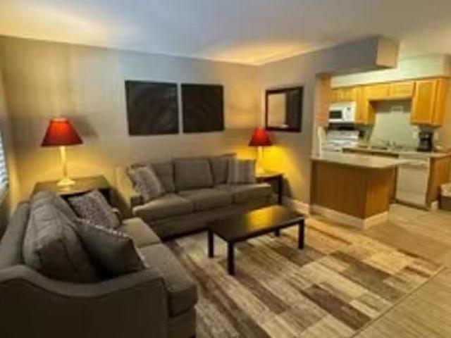 Hidden Palms Condominiums, 2100 Swanson Ave, Lake Havasu City.