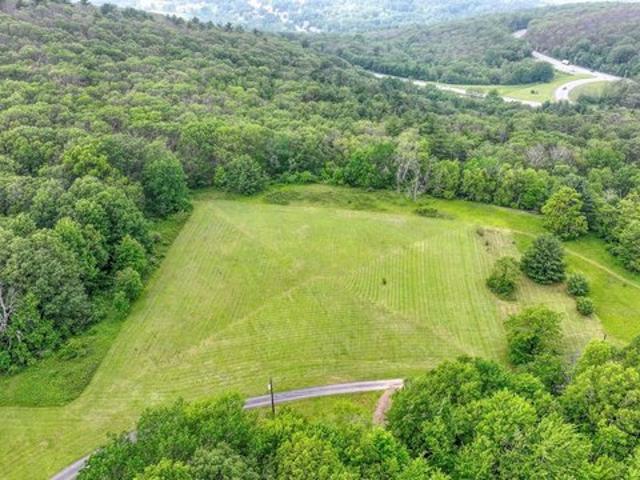 Hide Away Ln, Wurtsboro, NY 12790