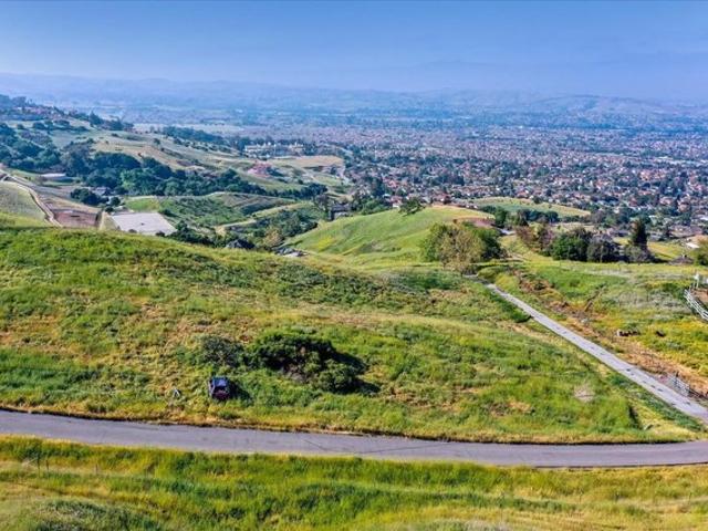 Higuera Rd, San Jose, CA 95148