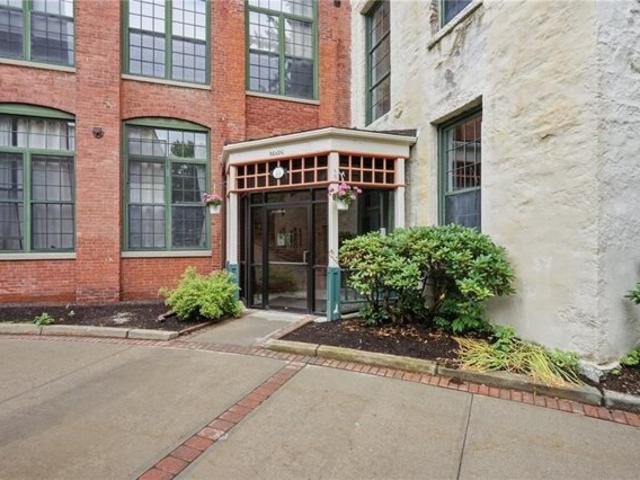 Higgins St Apt,smithfield, Condo For Sale