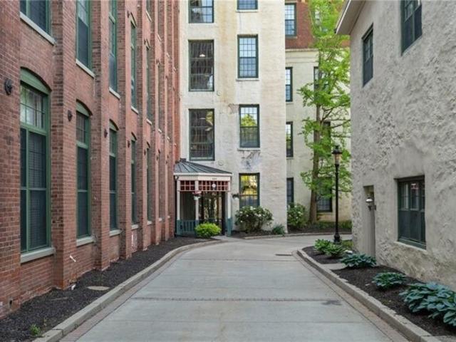 Higgins St Apt,smithfield, Condo For Sale