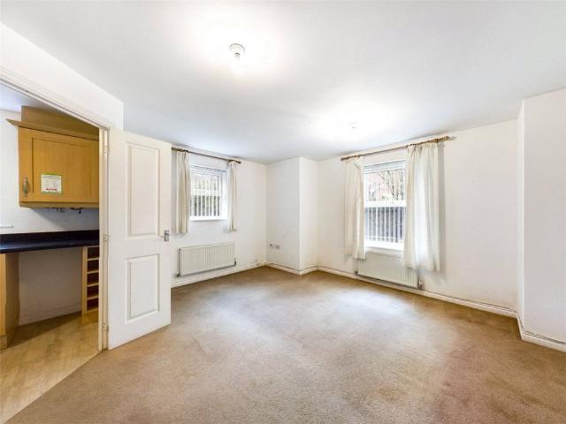 High Main Drive, Brackens Court, Bestwood Village, Nottingham, NG6