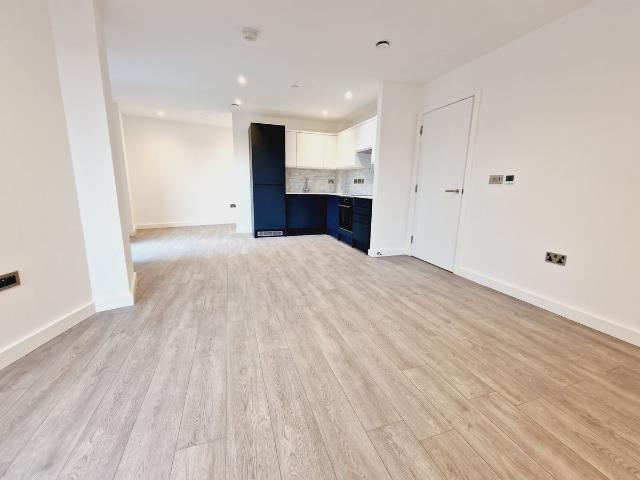 High Mead, Harrow HA1, 1 bed flat to rent, £1,350 pcm | PrimeLocation