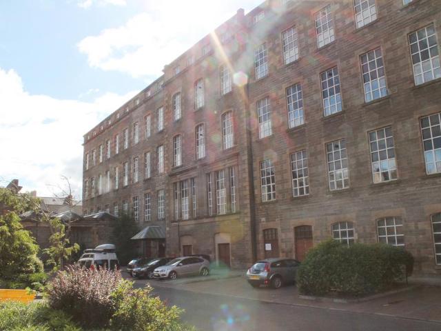 High Mill Court, Dundee, DD2 2 bed flat to rent £1,000 pcm £231 pw