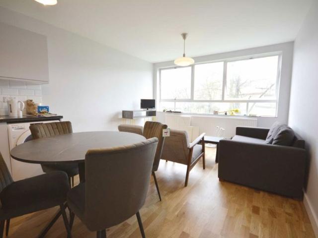 High Mount, NW4, London