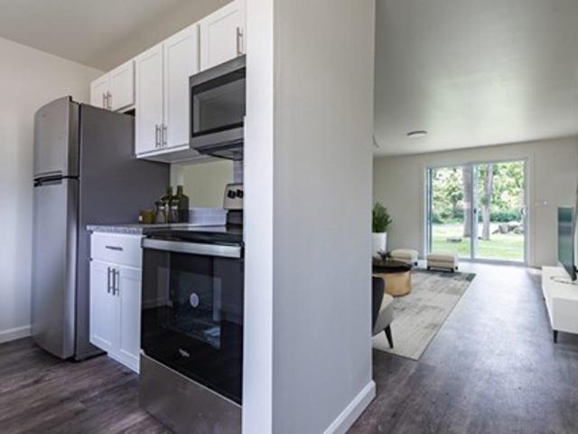 High Acres Apartments and Townhomes One Bedroom 608 sqft