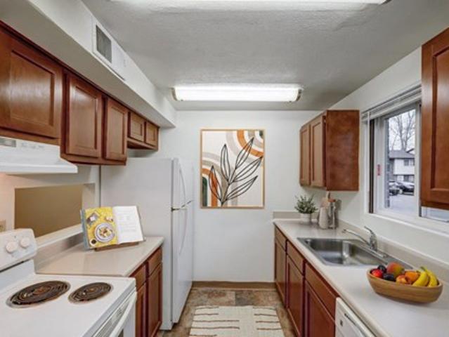 High Acres Apartments and Townhomes One Bedroom 653 sqft