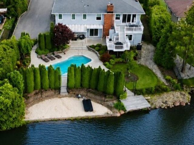 High Crest Dr, West Milford, Home For Sale