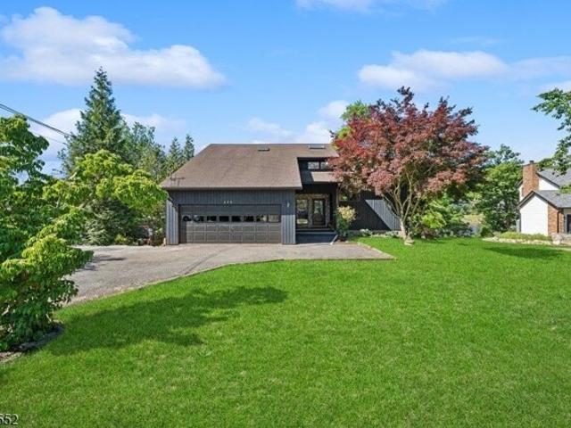 High Crest Dr, West Milford, Home For Sale