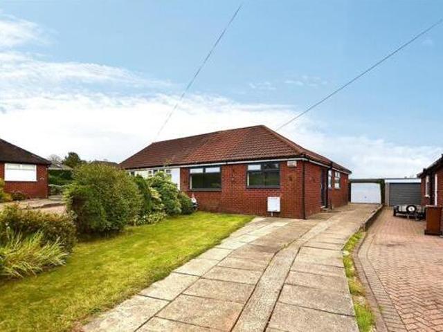High Crompton, Surrey Avenue, Shaw, 2 Bedroom Semi detached