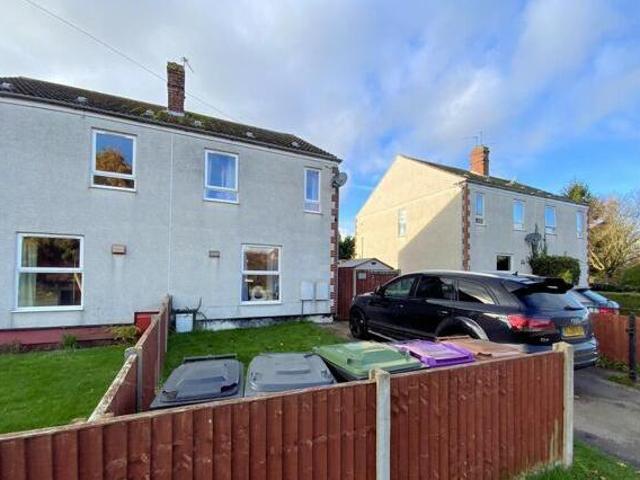 High Dyke, Navenby, 3 Bedroom Semi detached