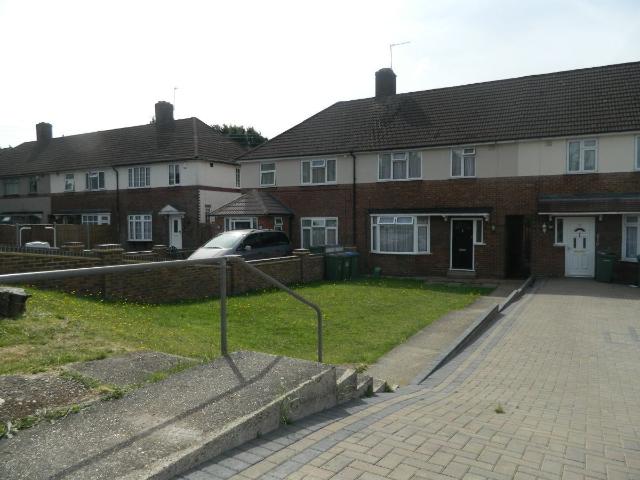 High Grove, Shooters Hill SE18, 3 bed terraced house to rent, £2,000 pcm | PrimeLocation