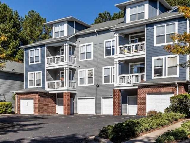 High House at Cary Apartments 2 Bedroom Apartment for Rent at 100 Terrastone Pl, Cary, NC 27519