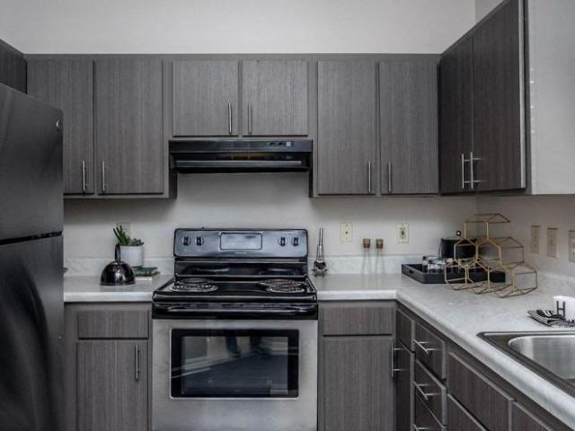 High House at Cary Apartments 3 Bedroom Apartment for Rent at 100 Terrastone Pl, Cary, NC 27519