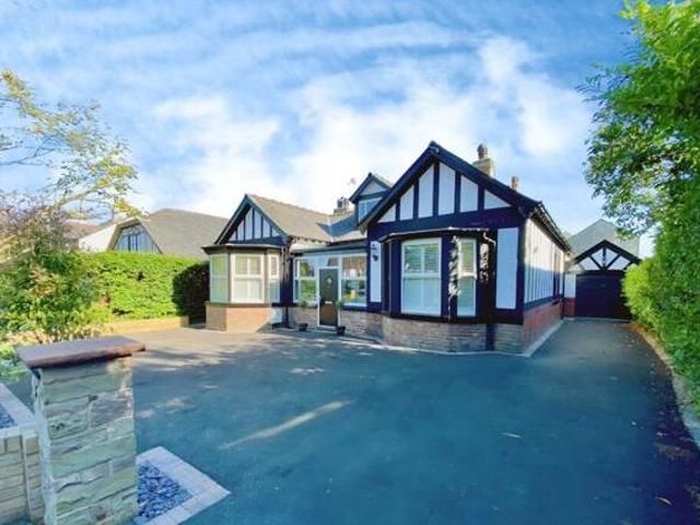 High Lane, Carr Brow, Stockport, 4 Bedroom Bungalow