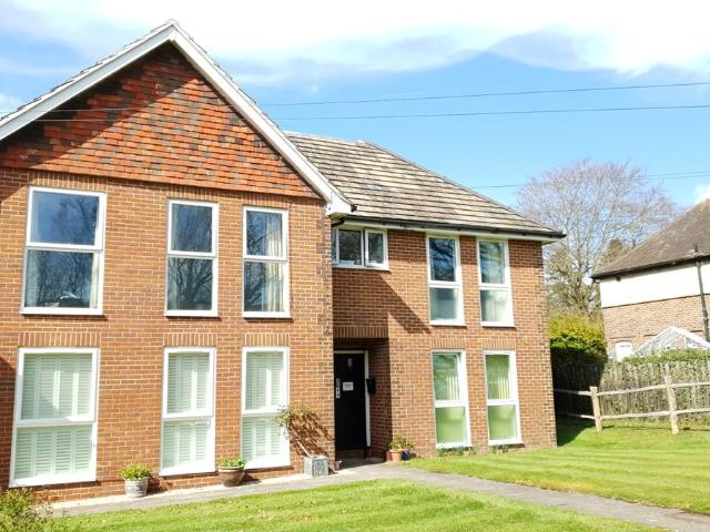 High Path, Midhurst GU29, 2 bed flat to rent, £1,250 pcm | PrimeLocation