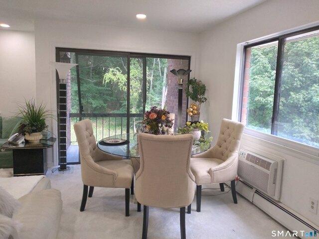 High Path Rd Unit,windsor, Condo For Sale