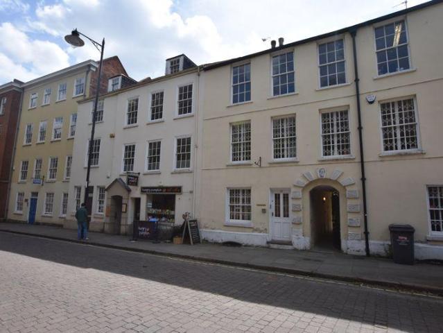 High Pavement 3 bed terraced house to rent £1,595 pcm £368 pw