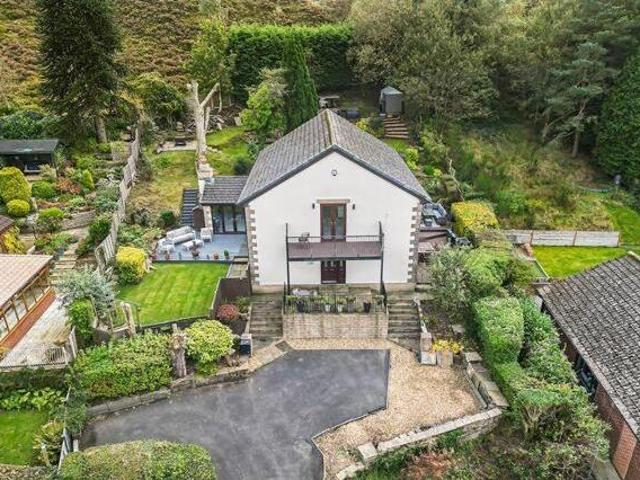 High Peak Road, Whitworth, 4 Bedroom Detached