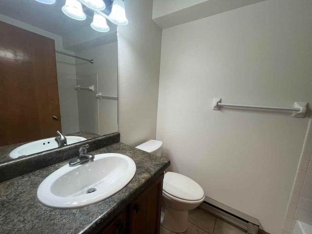 High Point Commons Apartments 2 Bedroom Apartment for Rent at 477 S High Point Rd, Madison, WI 53719