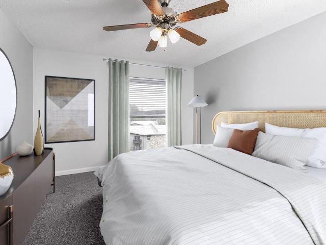 High Pointe 3 Bedroom Apartment for Rent at 1229 Beacon Pkwy E, Birmingham, AL 35209 Glen Iris