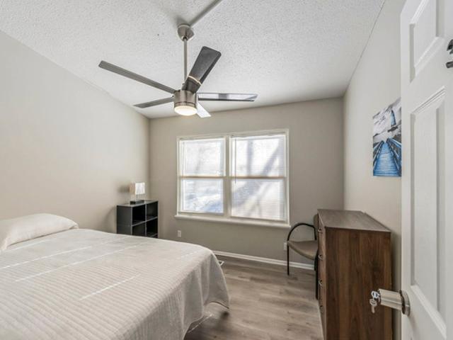 High quality & beautiful Lee's Summit Duplex / Multiplex with Backyard