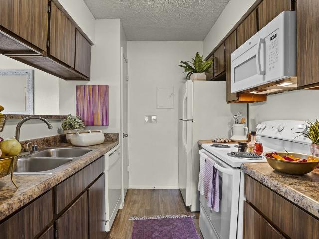 High Ridge Apts. 1 Bedroom Apartment for Rent at 9353 Viscount Blvd, El Paso, TX 79925 Stonehaven