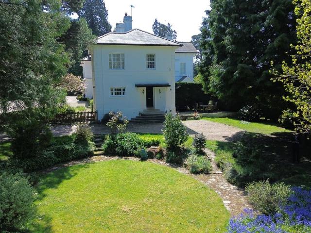 High Road, Chipstead CR5, 4 bed semi detached house to rent, £3,250 pcm | PrimeLocation