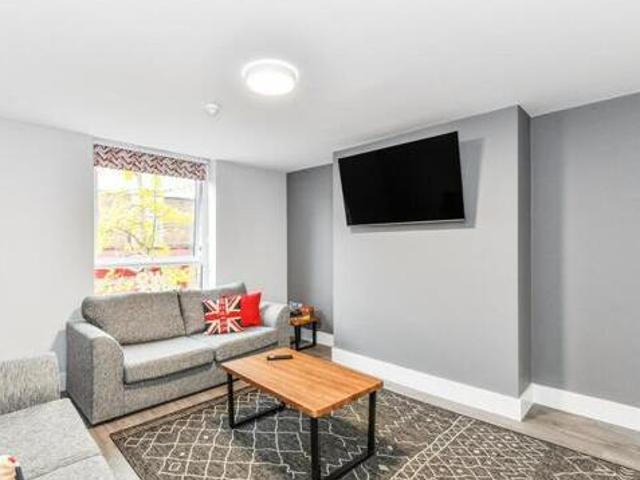 High Road, Beeston, 6 Bedroom Apartment