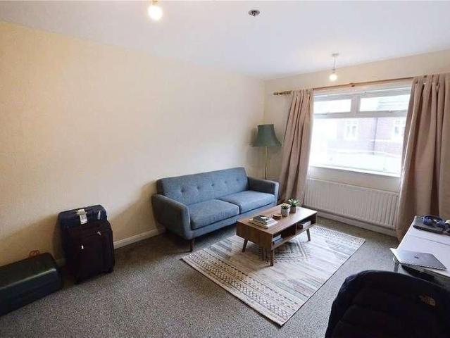 High Road, Byfleet, West Byfleet, Surrey, KT14